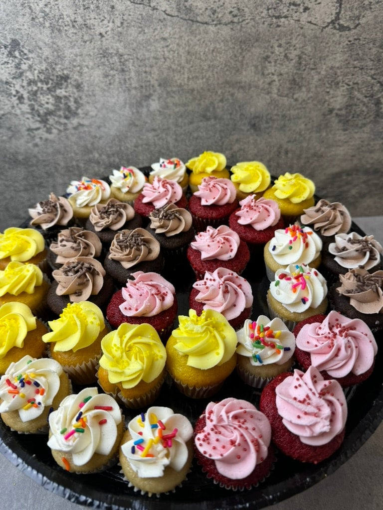 Mini Cupcake Platters | BAM Desserts